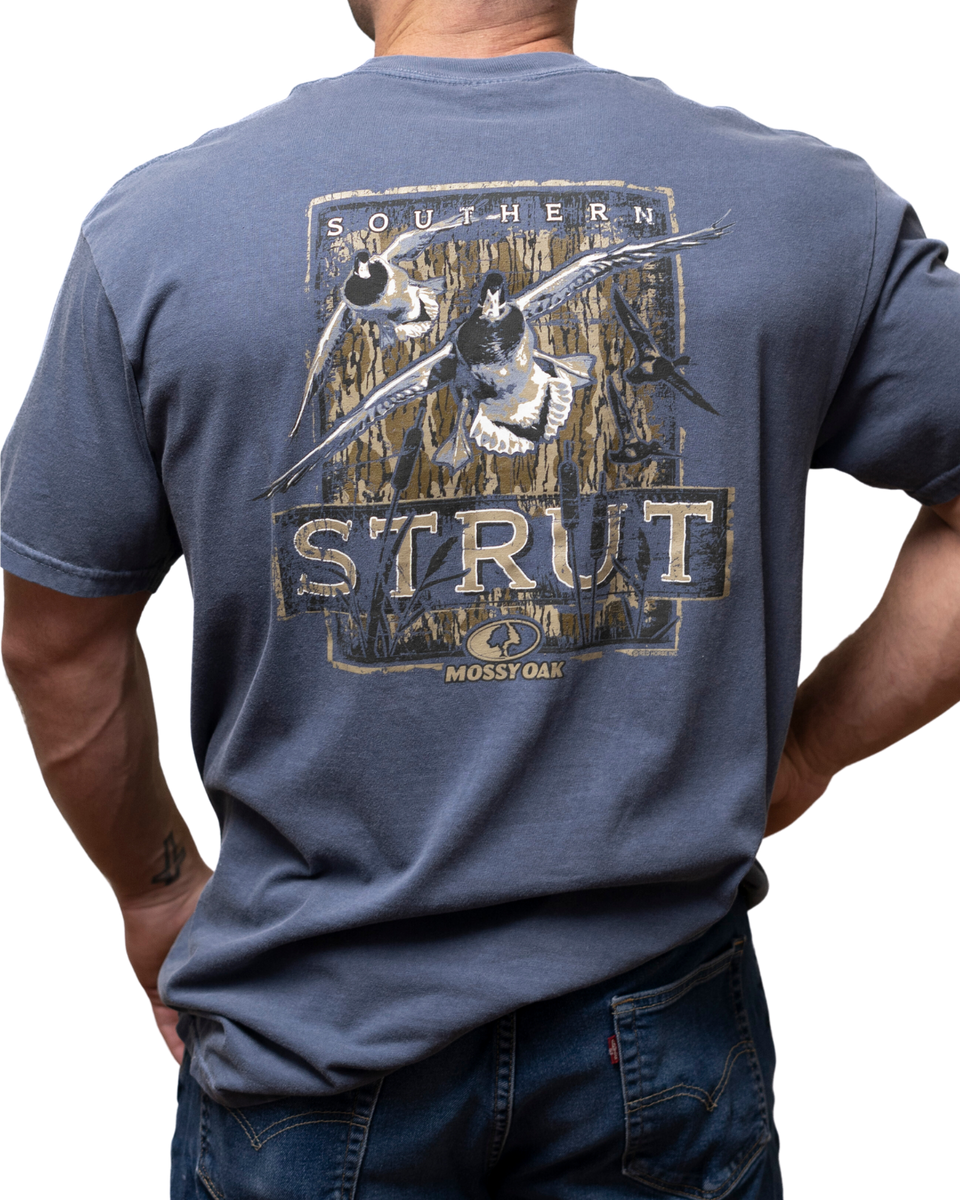 Flying In Mossy Oak – Southern Strut Brand